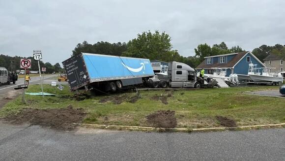 Tractor-Trailer Driver Runs Red Light, Hits SUV Before Crashing Into ...