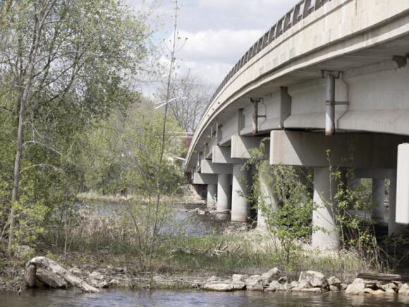 Omro bridge project shortened to 20 days - NewsBreak