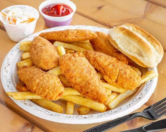 New Fish and Chicken Restaurant Opens in Derry - NewsBreak