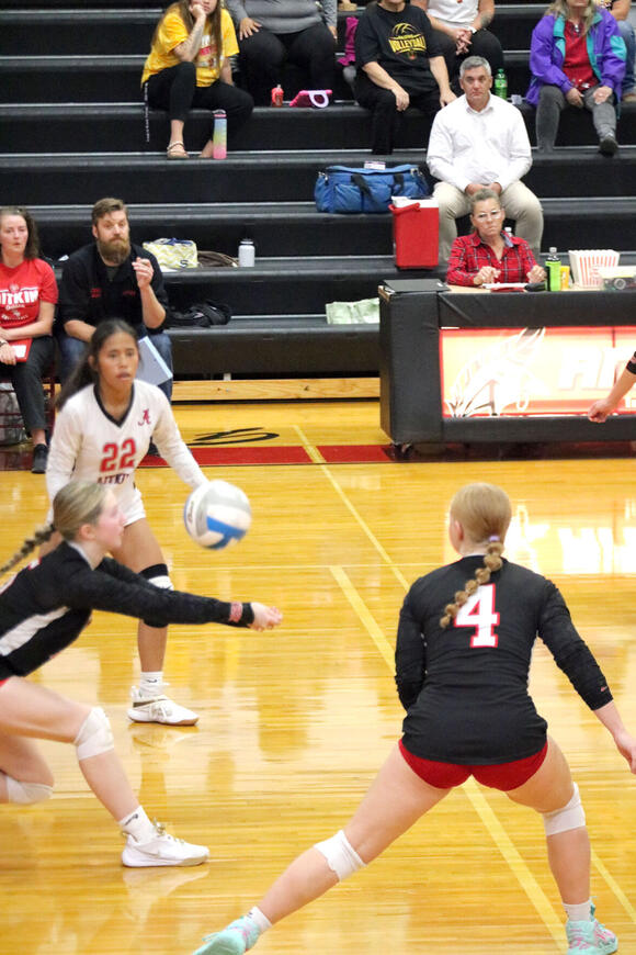 Final volleyball game spoiled by Raiders - NewsBreak