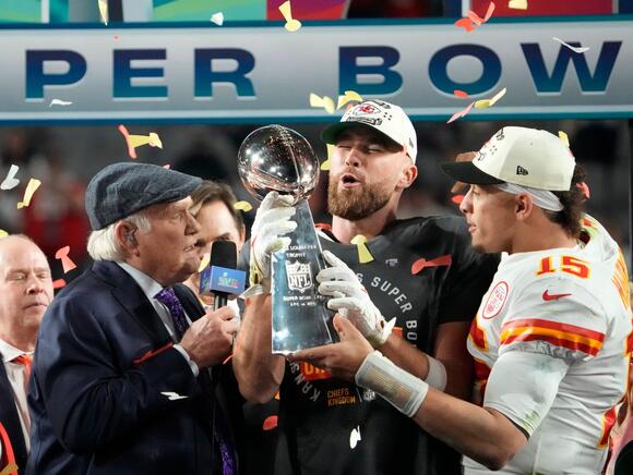 Patrick Mahomes’ Father Arrested at Probation Meeting—Ankle Monitor ...