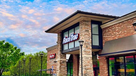 10 Gas Station Chains Famous for Their Surprisingly Good Food - NewsBreak