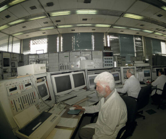 The Peculiar Story Of Anatoli Bugorski, The Scientist Who Stuck His ...