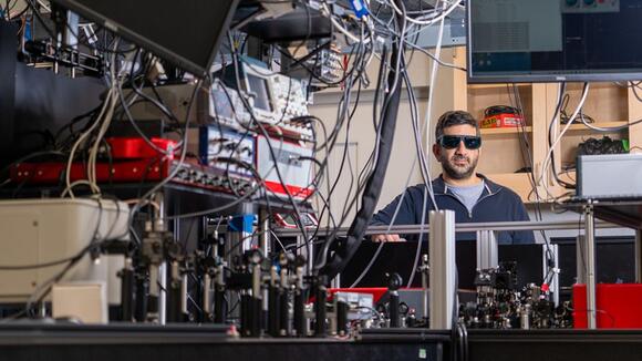 Scientists discover new way to grow materials on-demand using crystals ...