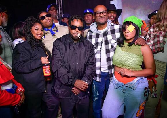 Gin & Jheri Curl Juice: Funniest, Wildest & Messiest Tweets, Viral ...