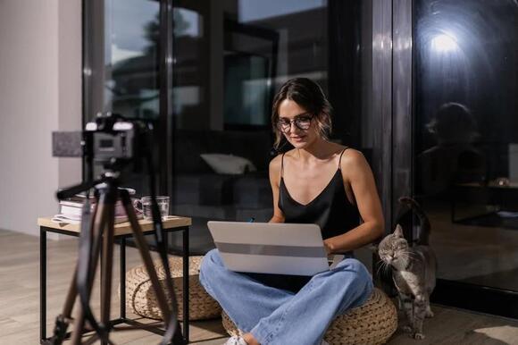 10 Social Media Trends Every Cat Influencer Is Jumping On - NewsBreak