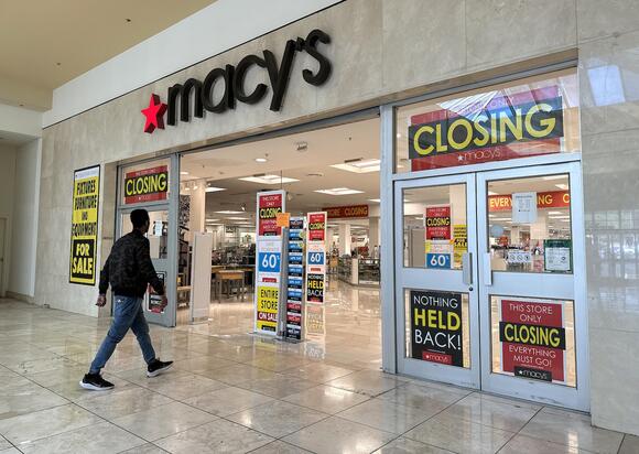 Big-Name Chain Stores + Restaurants Closing Locations in 2026 - NewsBreak