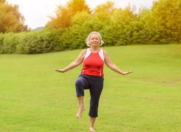 If You Can Hold These 3 Standing Exercises After 50, Your Balance Is ...