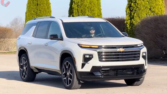 SUV Showdown: 10 3-Row Family Haulers That Rule 2025 - NewsBreak
