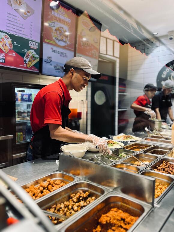 The 10 Fast Food Chains Middle Class Americans Will No Longer Be Able ...