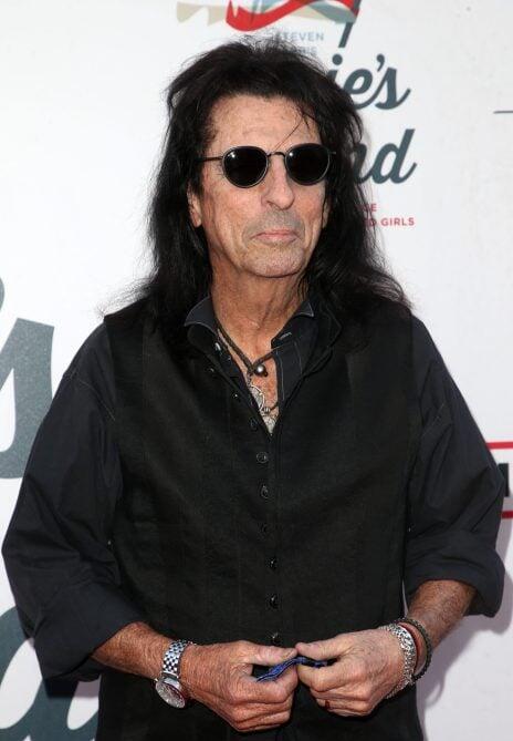 Alice Cooper Fans Freak Out As ‘Rip Alice’ Trends On Social Media ...