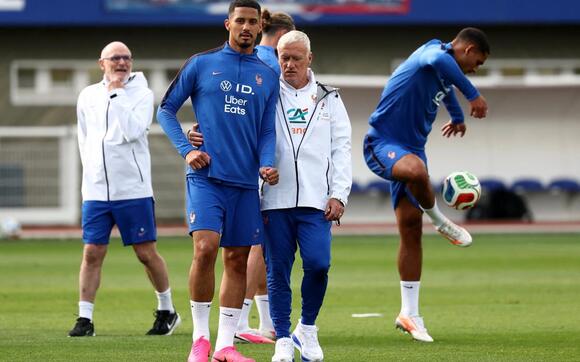 France vs Senegal lineups: Confirmed team news, starting XIs, injury ...