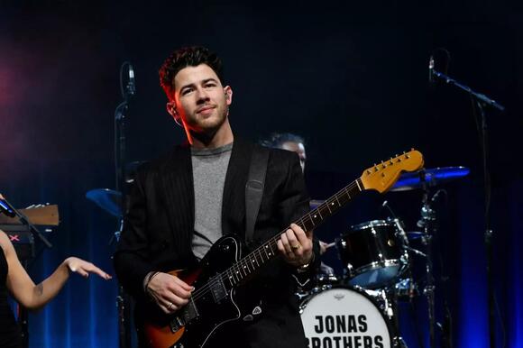 Nick Jonas returns to New Jersey for a show in Atlantic City - NewsBreak