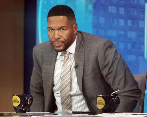 Michael Strahan Forced to Take $5M Hit After Listing $21.5M LA Mansion ...