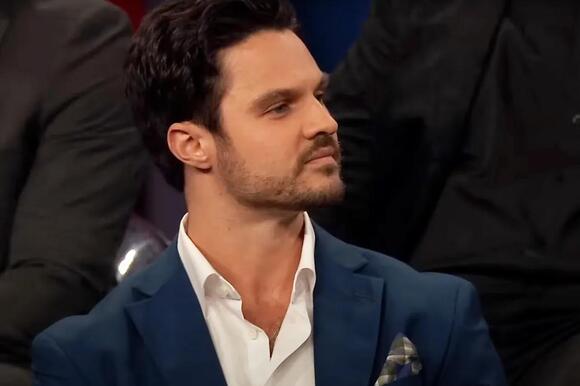 ‘The Bachelorette’s Aaron Erb Gets Called Out By Twin Brother Noah For ...