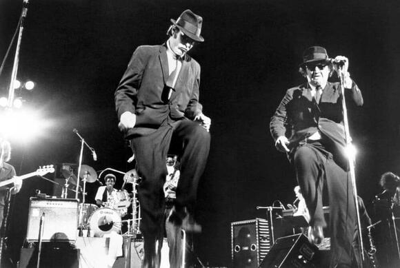 25 Vintage SNL Moments That Never Get Old - NewsBreak