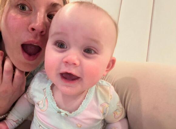 Mae Whitman Announces Pregnancy with Help from ‘Parenthood’ Co-Stars