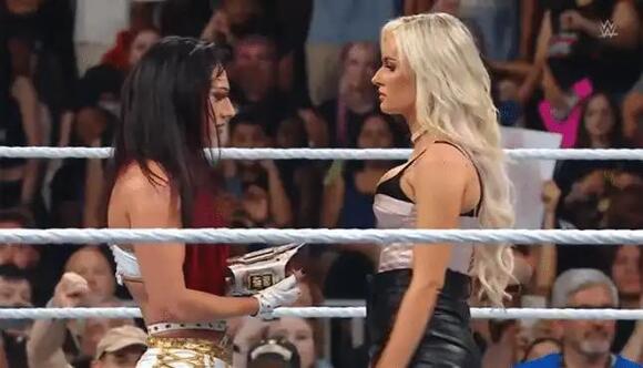 Blake Monroe Turns Heel At Evolution 2, Becky Lynch, Roxanne Perez ...
