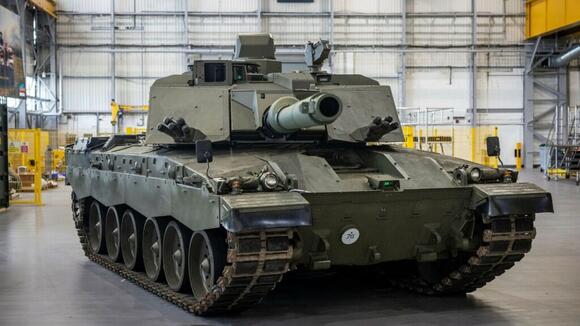 Challenger 3 tank passes huge live-fire test in major UK armor leap ...