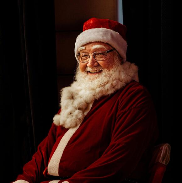 Here’s the Real Phone Number for Kids to Call Santa Claus - NewsBreak