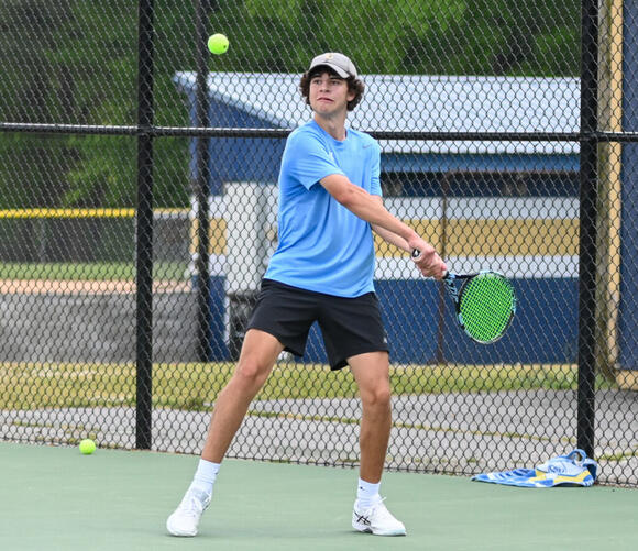 Pearsons rule all-Fike QCC doubles final