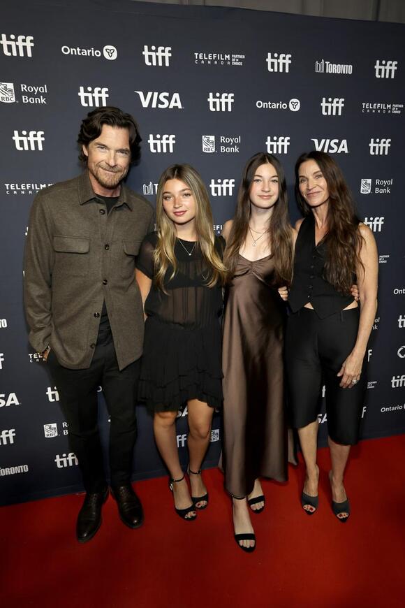 Jason Bateman poses with daughters in rare red carpet family outing ...