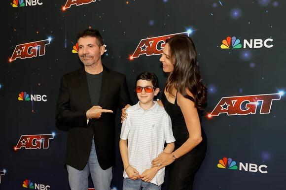 Simon Cowell's Fiancée, Lauren Silverman, Seemingly Hints They Have ...