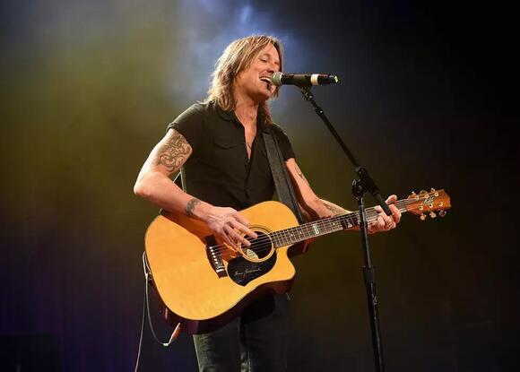 Top Modern Country Artists: Keith Urban - NewsBreak