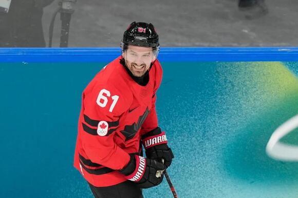 Golden Knights' Mark Stone leaves game at Penguins with an undisclosed ...
