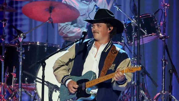 “This Ain’t It”: Zach Top Reveals Just How How Hard He Fought To ...