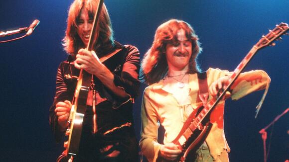 Barry Goudreau opens up on his bitter parting with Tom Scholz - NewsBreak