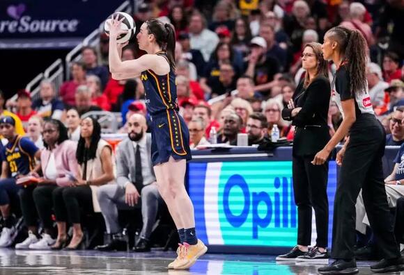 "Happens All the Time": Caitlin Clark's Viral Heated Exchange With ...
