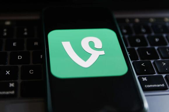 What happened to Vine? Viral post alleges once popular video sharing ...