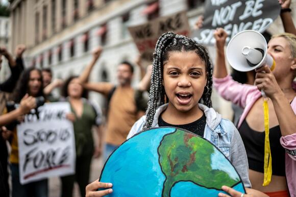 12 Millennial And Gen X Parents Reveal What They Think Is Drastically ...