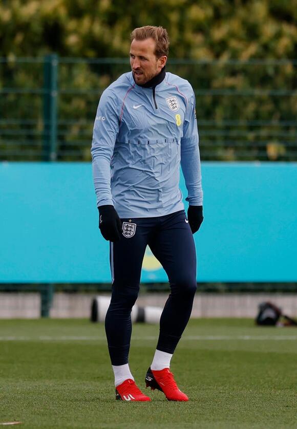 Why Harry Kane is not playing for England tonight in shock blow for ...