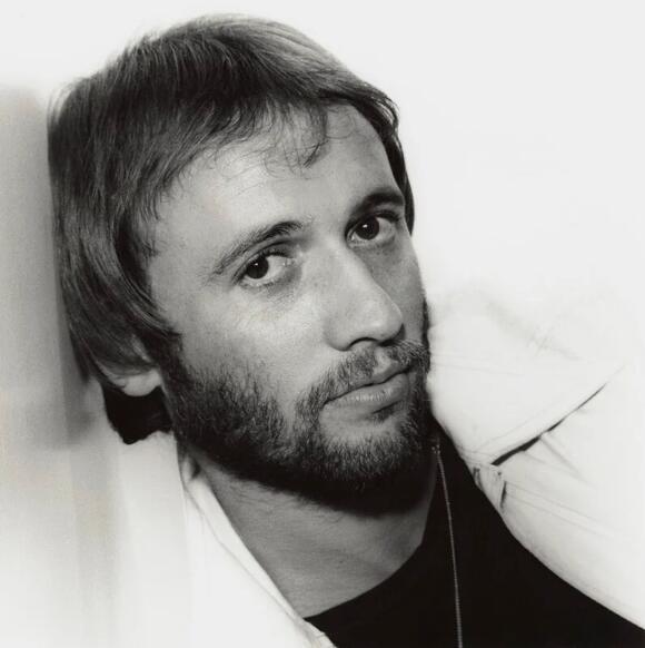 The Tragic Truth Of How 'Bee Gees' Music Legend Maurice Gibb Really ...