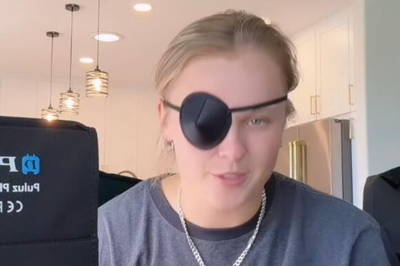 JoJo Siwa Suffers Concussion & ‘Gnarly’ Eye Infection - NewsBreak