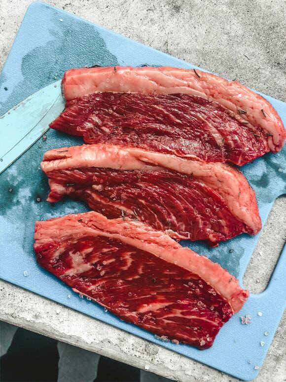 Hamburgers and Heart Health: What's the Real Risk of Red Meat? - NewsBreak