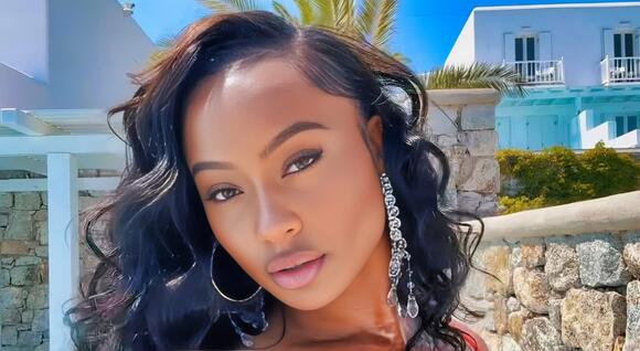Travis Kelce’s Ex Kayla Nicole Drops Cryptic Message Following Taylor ...