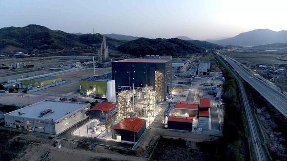 What Are The Benefits Of Group 14's Silicon Battery Technology? - NewsBreak