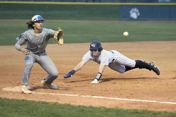 Bears’ Band of Brothers win 9th-straight - NewsBreak