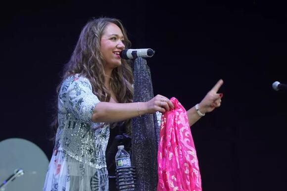 Michael Shynes Brings His Heartfelt Music To The Paramount - NewsBreak