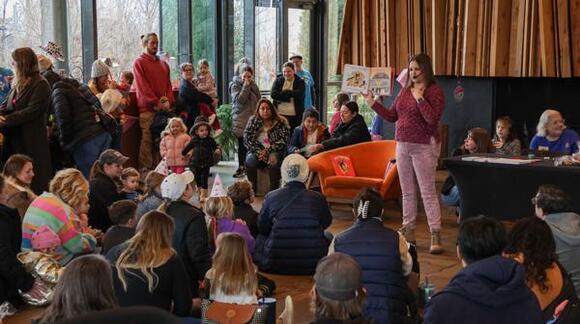 Dolly Parton’s 80th birthday brings storytime celebrations to Tulsa ...