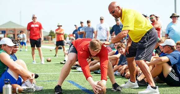 Long snapping guru Chris Rubio on new Texas commit Tate Haver - NewsBreak
