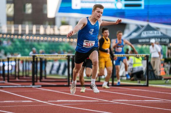 Widdows nabs pair of state titles for Catlin Gabel - NewsBreak