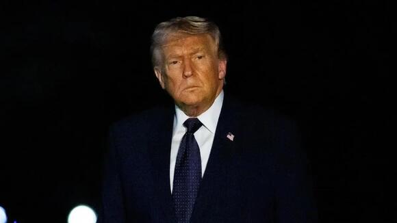 Trump Praises 'Handsome' Giants QB Jaxson Dart Amid Locker Room Drama ...