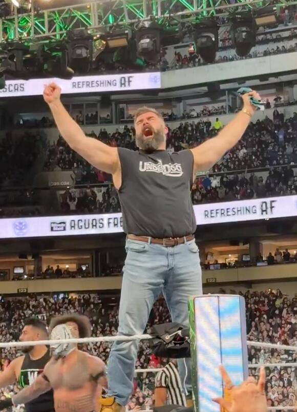 Jason Kelce gets big pop after getting involved in WrestleMania 40 match - NewsBreak