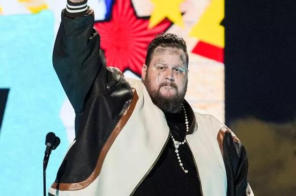 Jelly Roll opens up about why private plane was forced into emergency ...