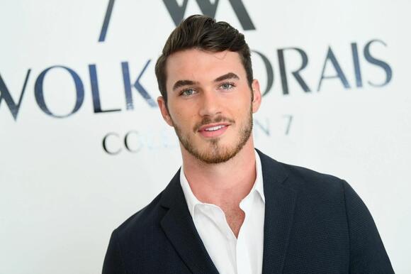 Who Will Play Xaden Riorson in Rebecca Yarros’ ‘Fourth Wing’ TV series ...
