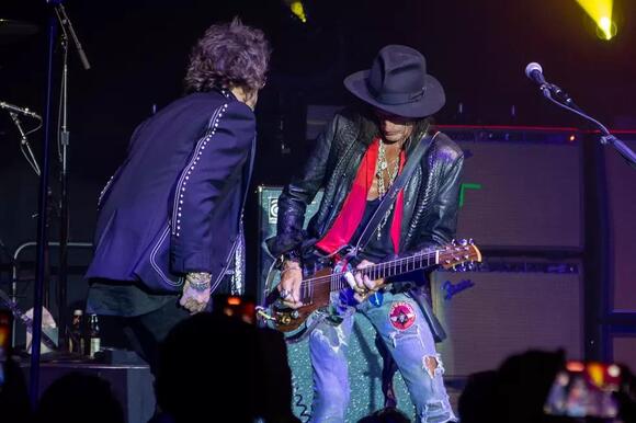 Joe Perry Project Kicks Off 2025 Tour: Review, Photos, Set List - NewsBreak